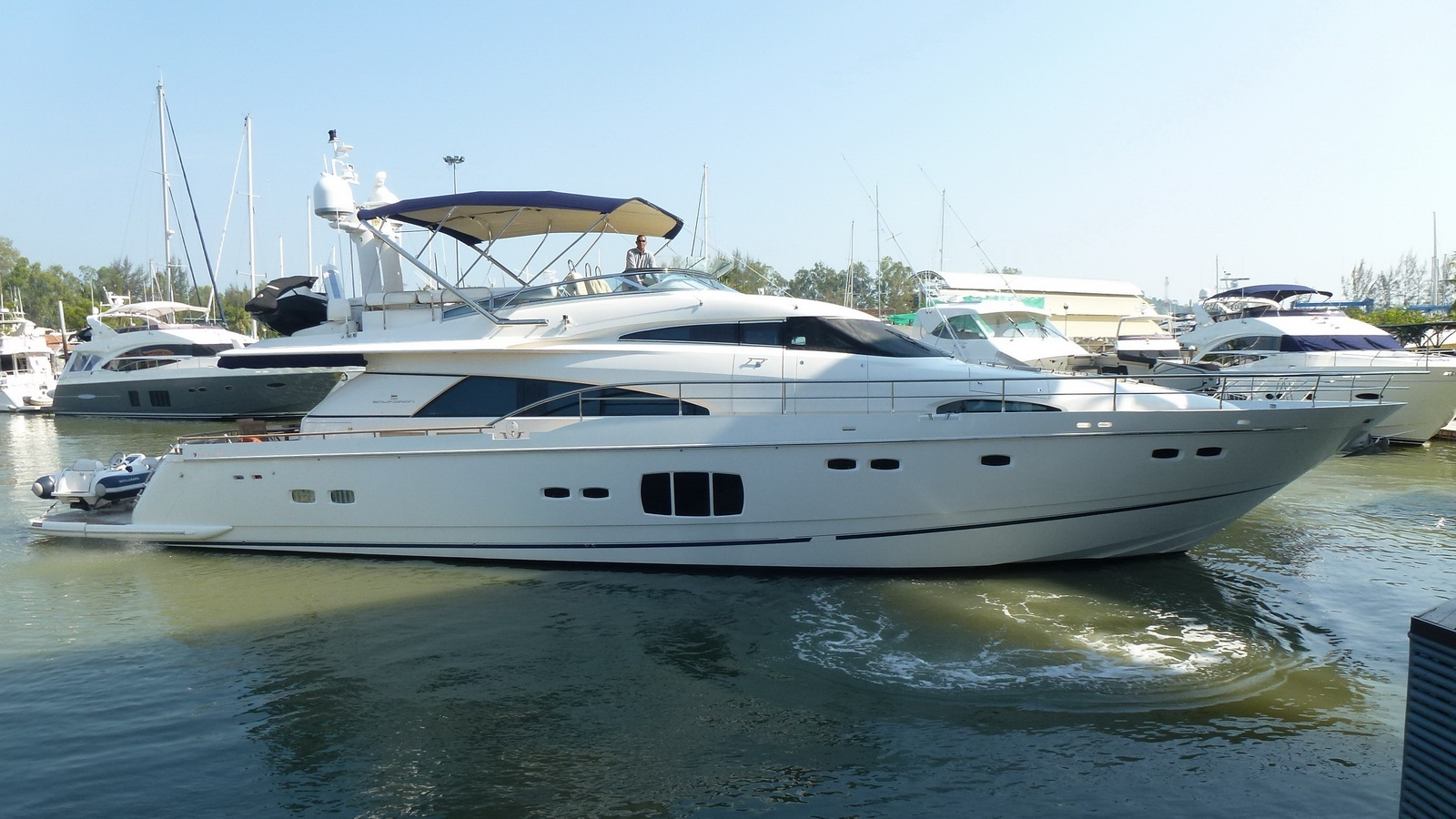 Fairline Squadron 78 - Phuket Yachts For Sale - Derani Yachts