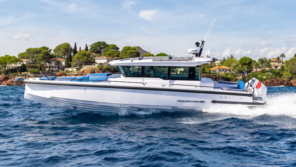 Axopar 37 Spyder - Southeast Asia Boats For Sale - Derani Yachts