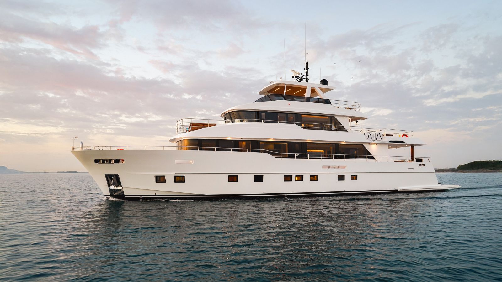 Nomad 101 - Southeast Asia Boats For Sale - Derani Yachts